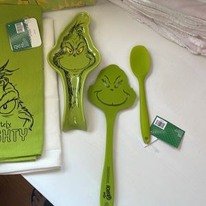 Dr. Seuss | Holiday | Dr Seuss The Grinch Kitchen Bundle Vinyl ...